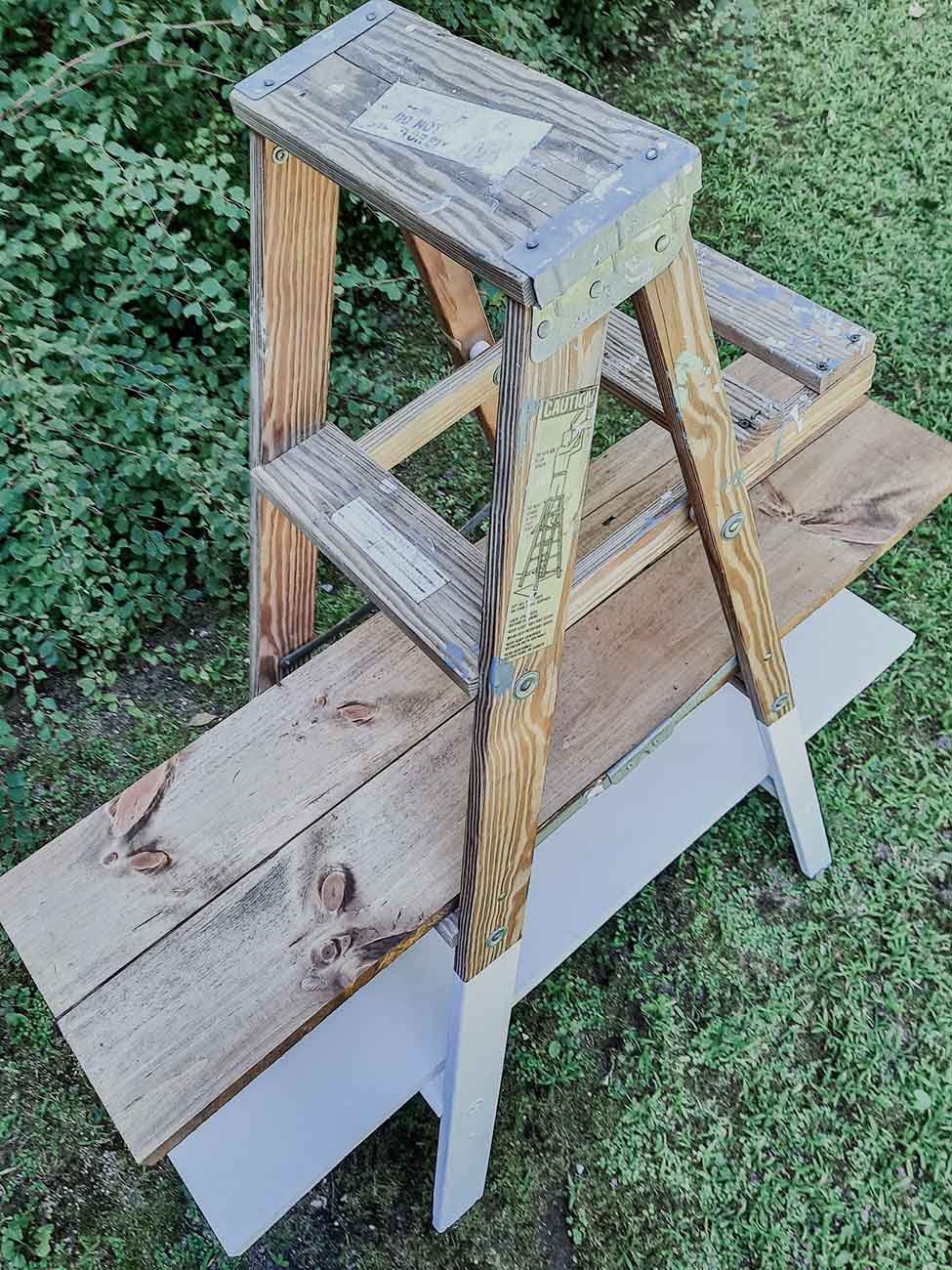 Upgrade your Decorative Ladder with these Simple Tips and Tricks