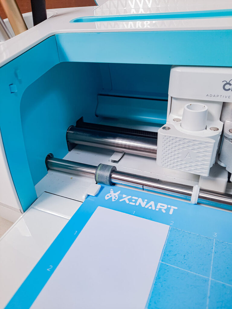 Cricut Projects Beginner’s Guide Part 2: How to Set Up Your Cricut