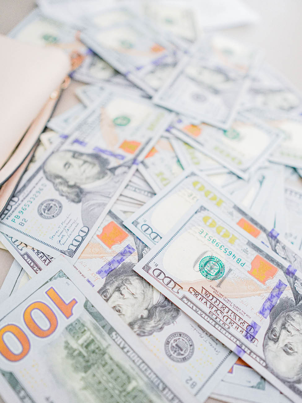 10 Realistic Money Saving Tips and Techniques That Are Far From Challenging