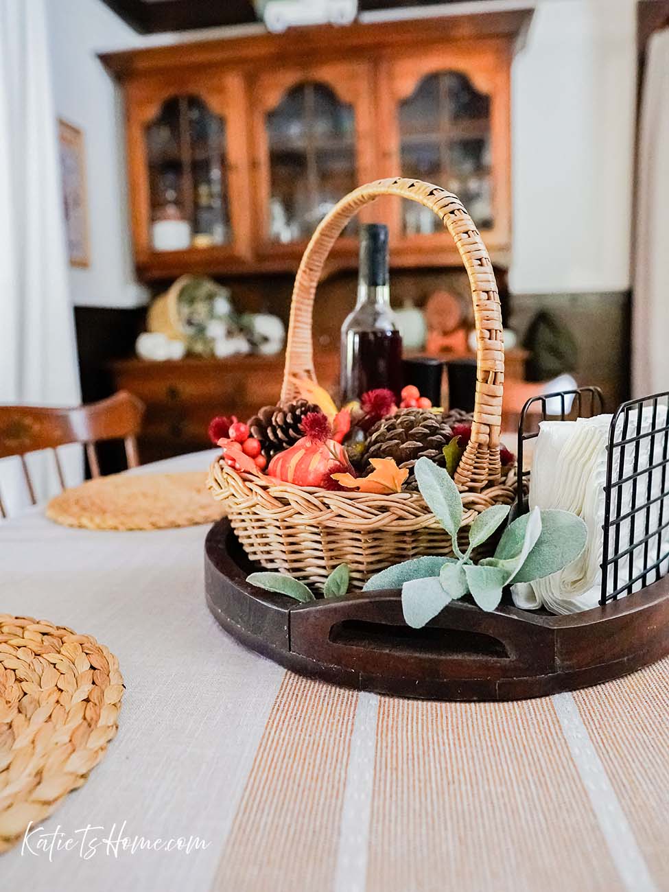 DIY: Practical Fall Tablescape Décor