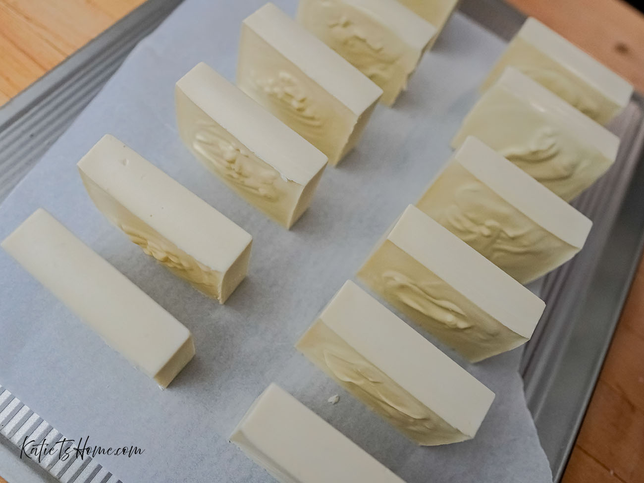 Easy Homemade Soap Recipe with Lye: Soap Making for Beginners - Katie T ...