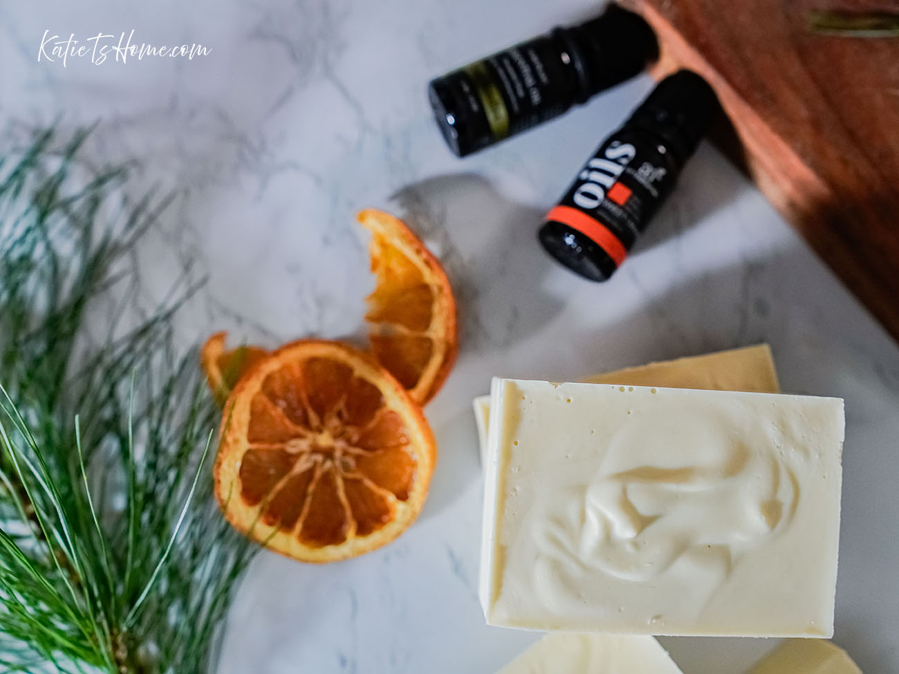 Easy Homemade Soap Recipe with Lye: Soap Making for Beginners - KATIE T ...